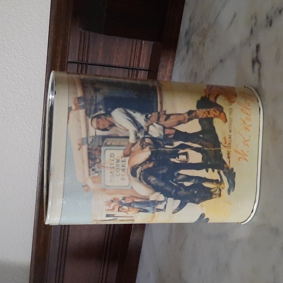Kellogg | Accents | Vtg Kellogg Corn Flakes Native American Tin | Poshmark